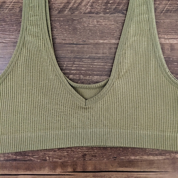 Colsie | Intimates & Sleepwear | Colsie Green Bralette Sports Bra ...